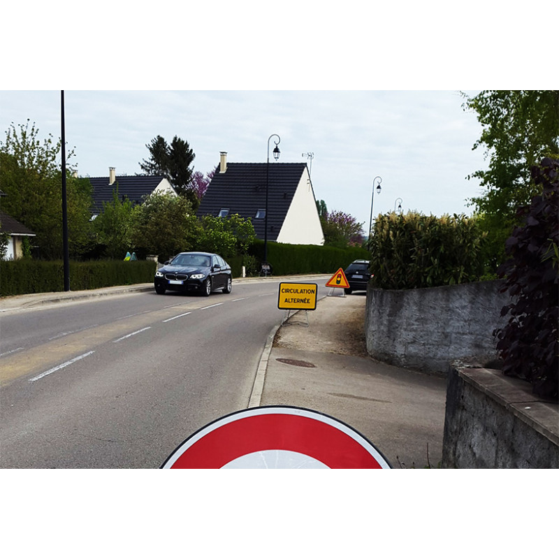Panneau AK17 - Feux tricolores réglant une circulation alternée | WPS