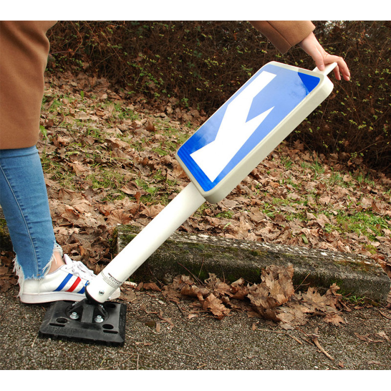 Balise J5 autorelevable | WPSignalisation Balise J5 autorelevable | WPSignalisation